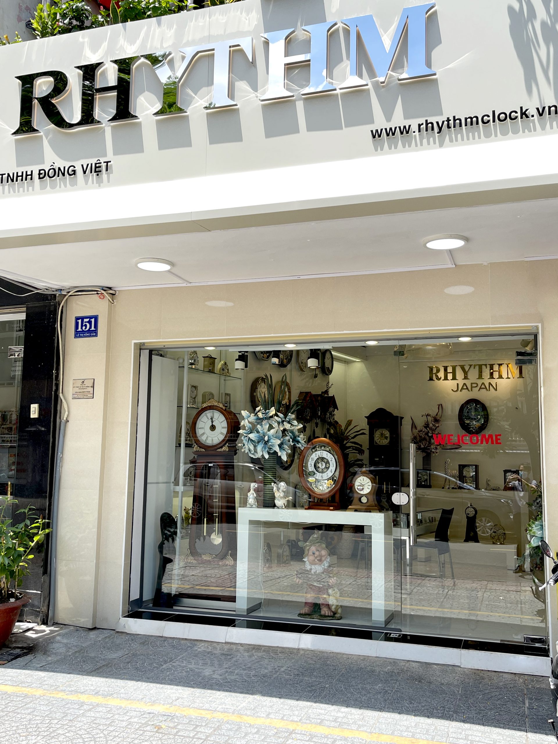 CỬA HÀNG RHYTHM JAPAN NGAY TRUNG TÂM SÀI GÒN – ĐỒNG VIỆT